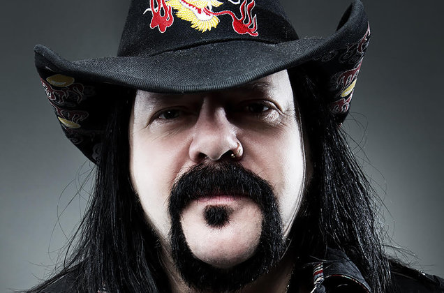Pantera / Damageplan / Hellyeah drummer Vinnie Paul overleden - Rockmuzine