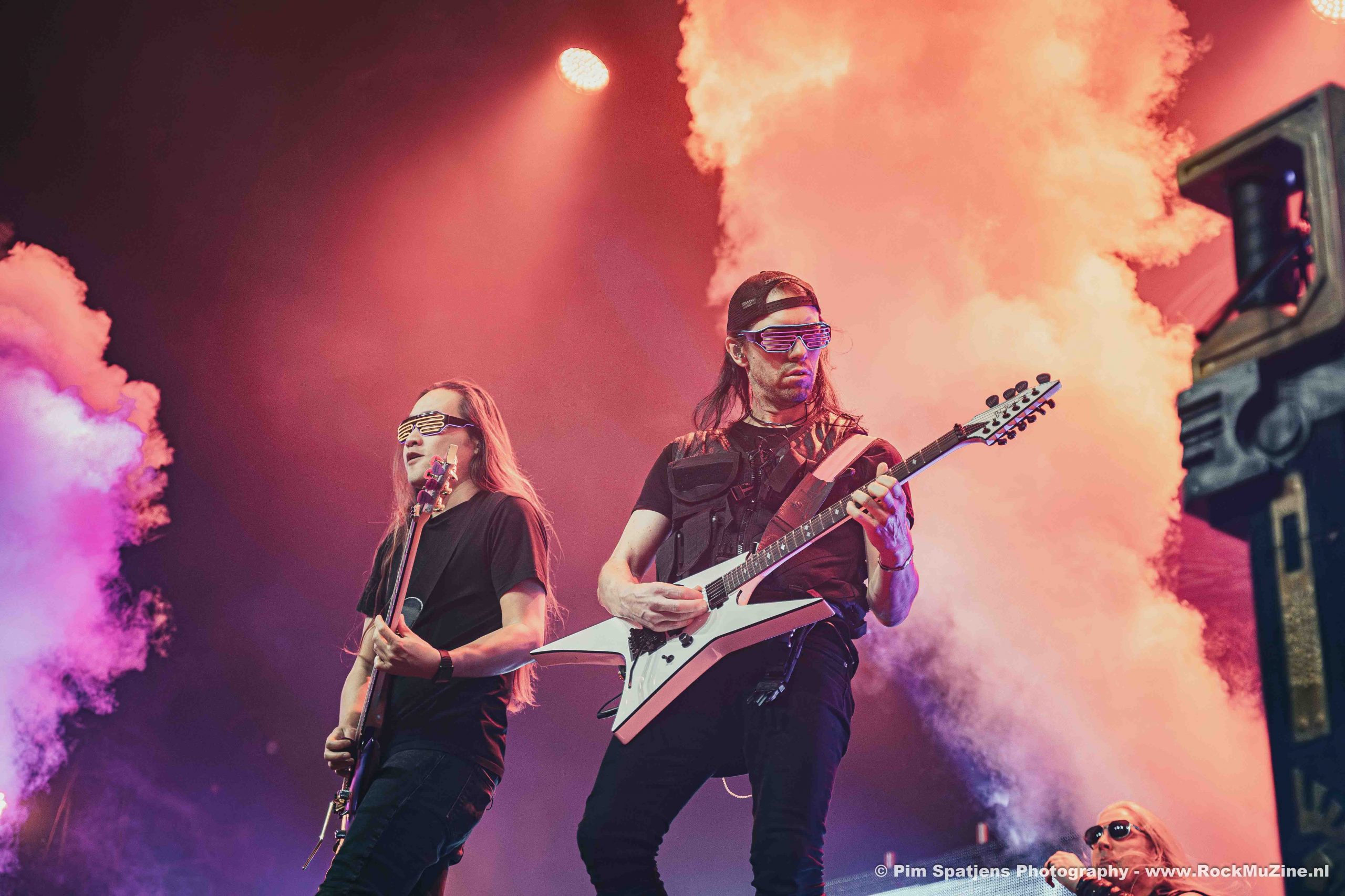 DragonForce ijzersterk in 013 - Rockmuzine